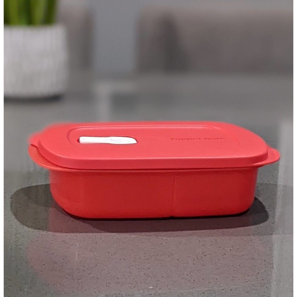 Tupperware | Kitchen | Tupperware Rectangular Divided Crystalwave ...